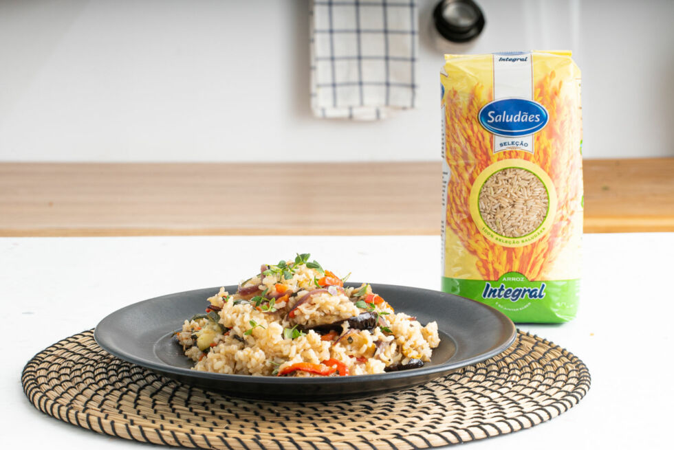 Como cozer arroz integral - Saludães